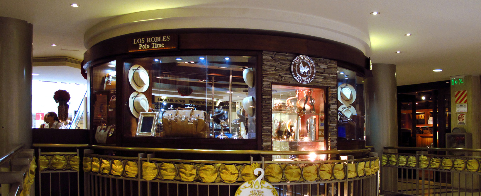 Los Robles - RMB | Design Solutions